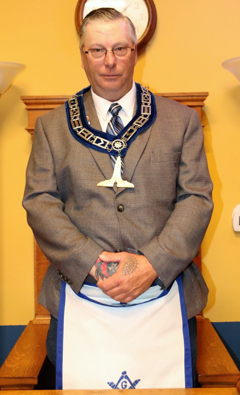 Lodge Officers – Live Oak Masonic Lodge #304